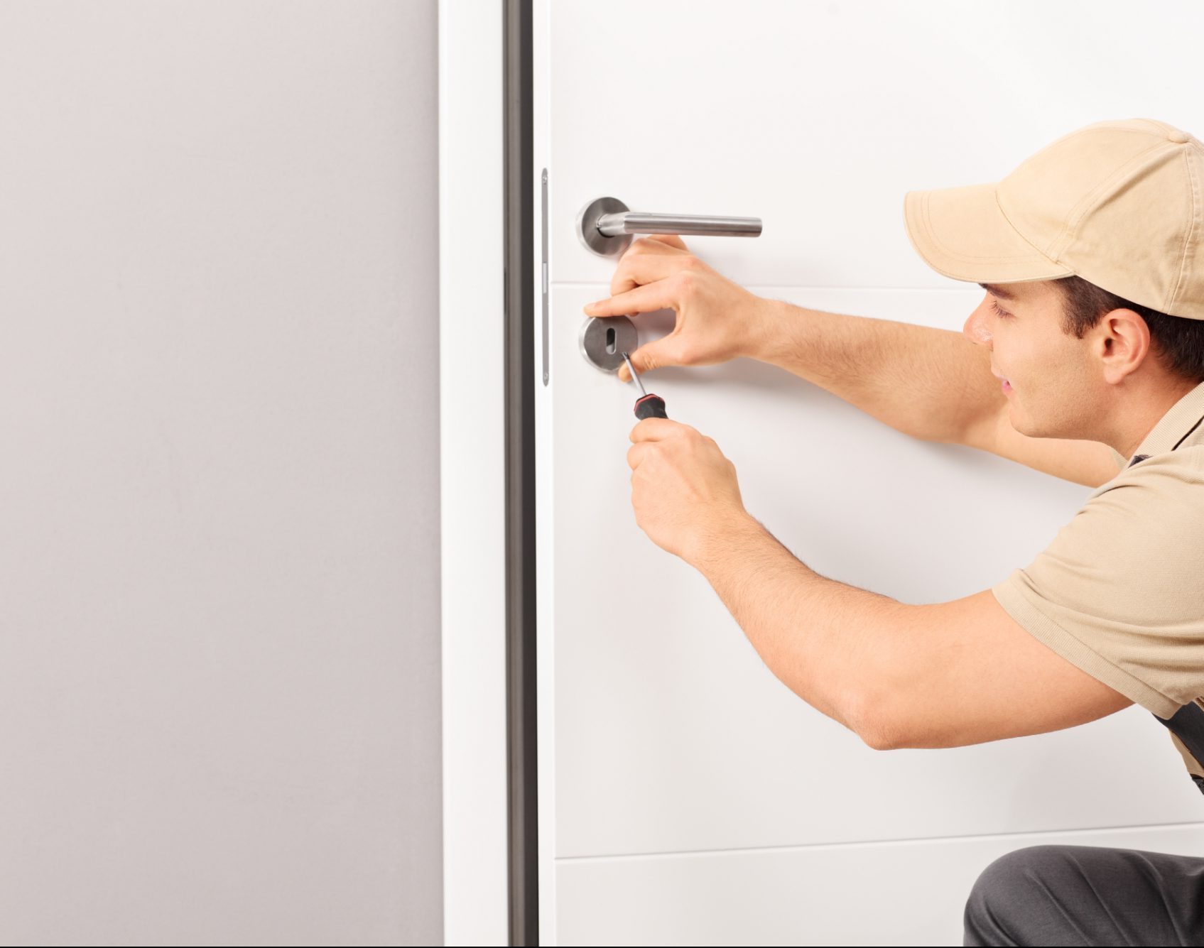 Locked Out? Local Reliable Locksmiths Emergency Cars, Homes Business