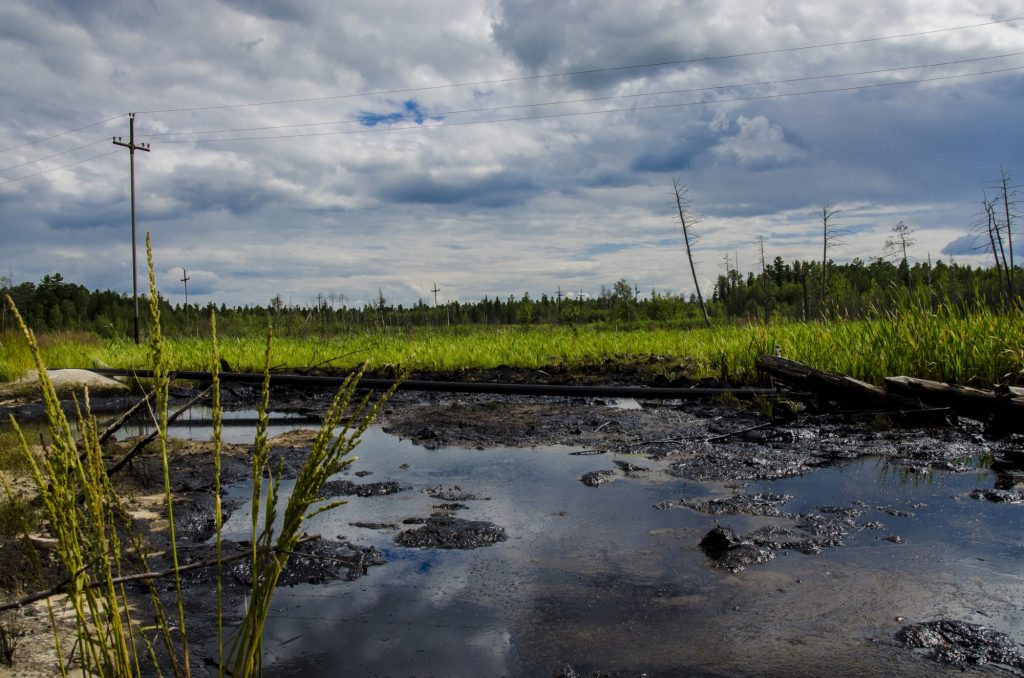 Spilt Oil or Chemicals? Specialist Professional Cleanup Teams Available ...